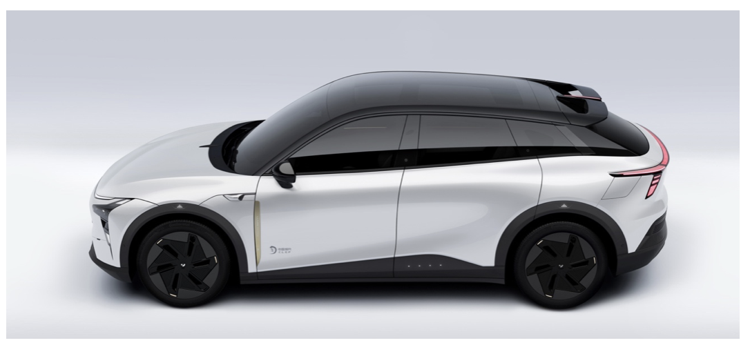 集度ROBO-01探月限定版发布，刘慈欣为004号车主