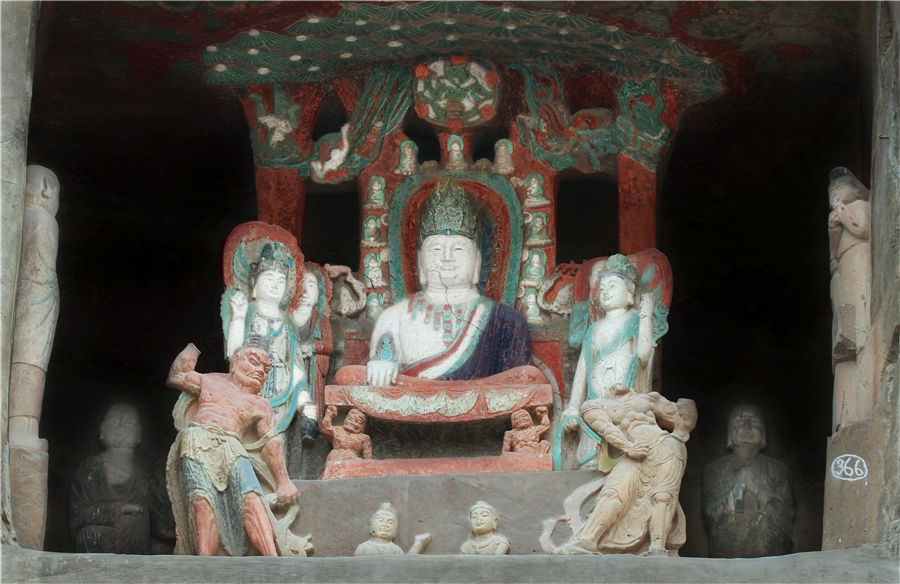 Culture｜Photographer spends years documenting Chinese grotto art